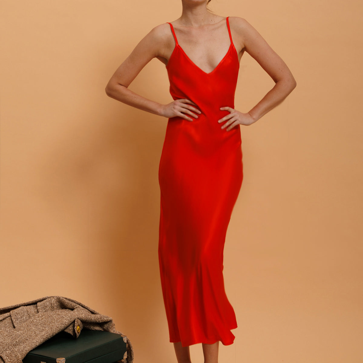 Jones Slip Dress – CALi DREAMiNG